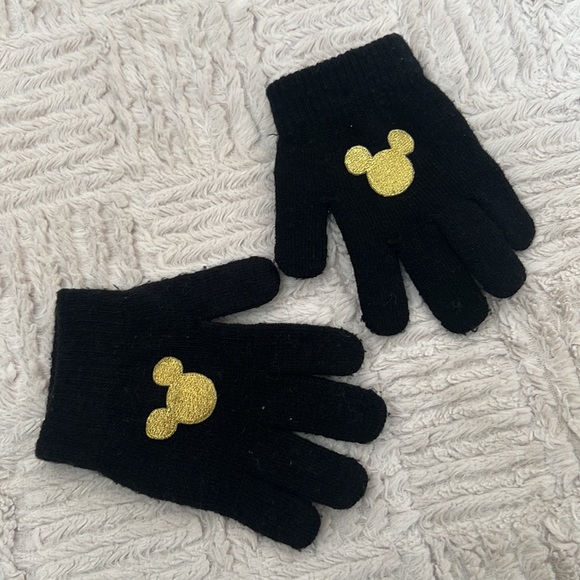 Disney | Accessories | Black Stretch Knit Gloves With Gold Color ...